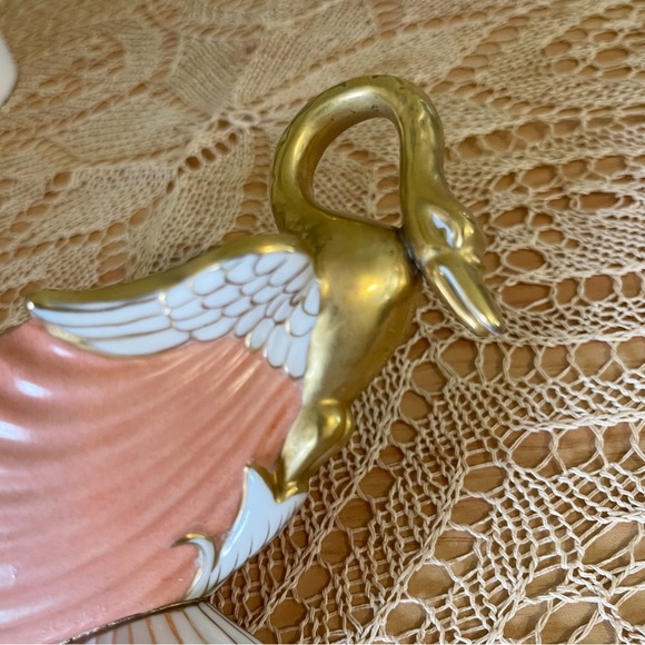 Mottahedeh | Accents | Vtg Mottahedeh Italian Gold Swan Shell Dish ...